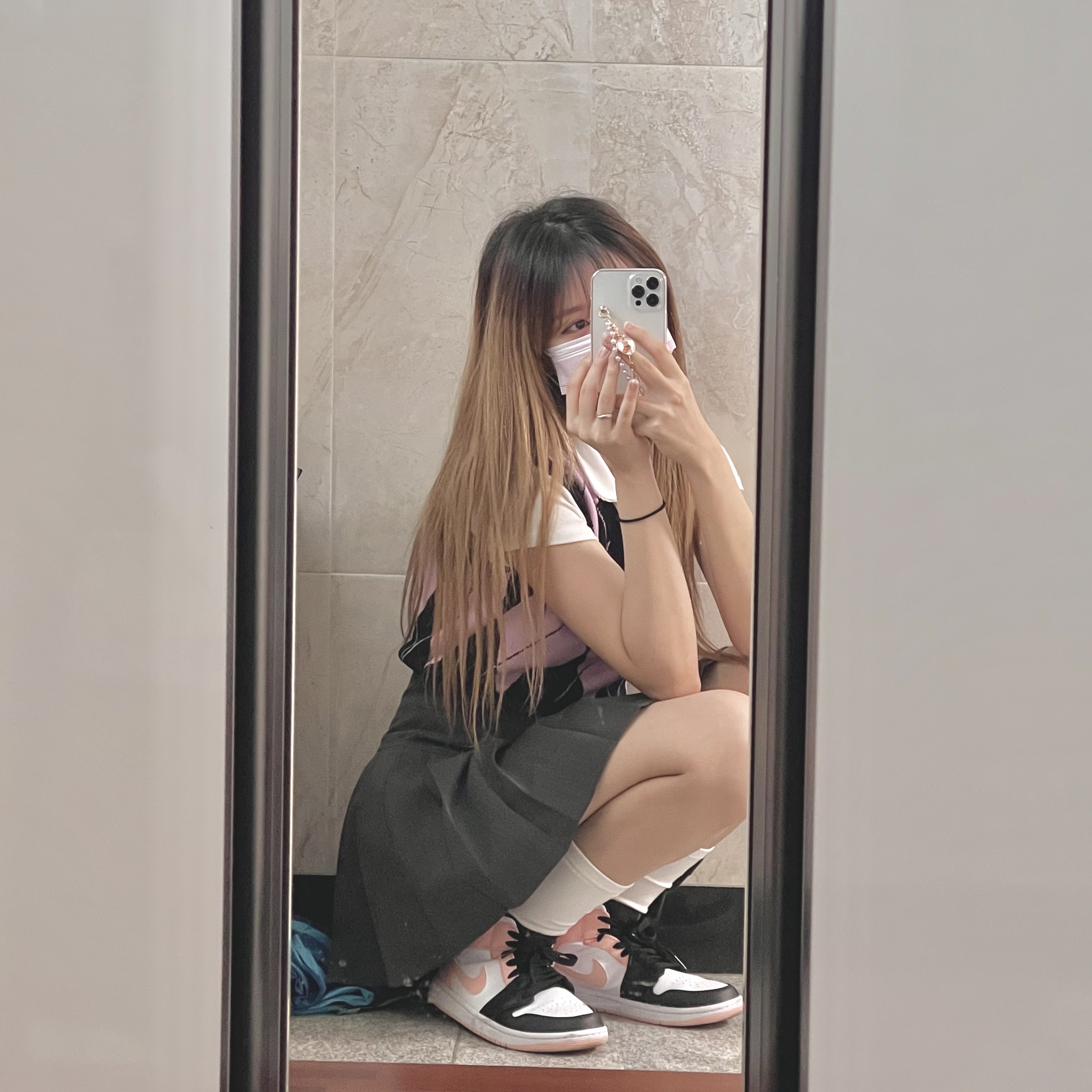 수정 (@jeong_01.08) 님의 게시물 | KREAM