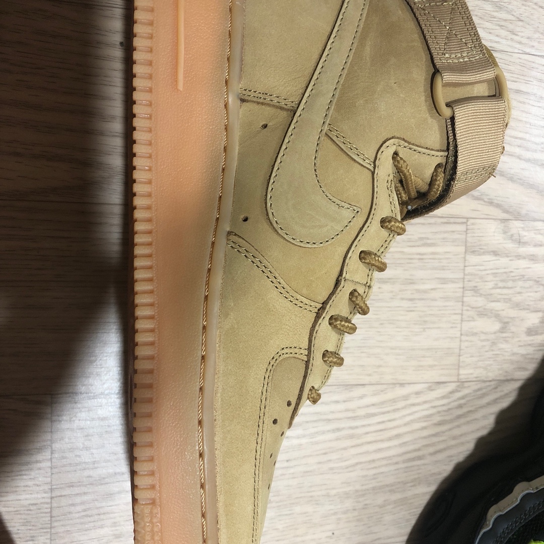 taeho705 (@pqww82) 님의 게시물 | KREAM