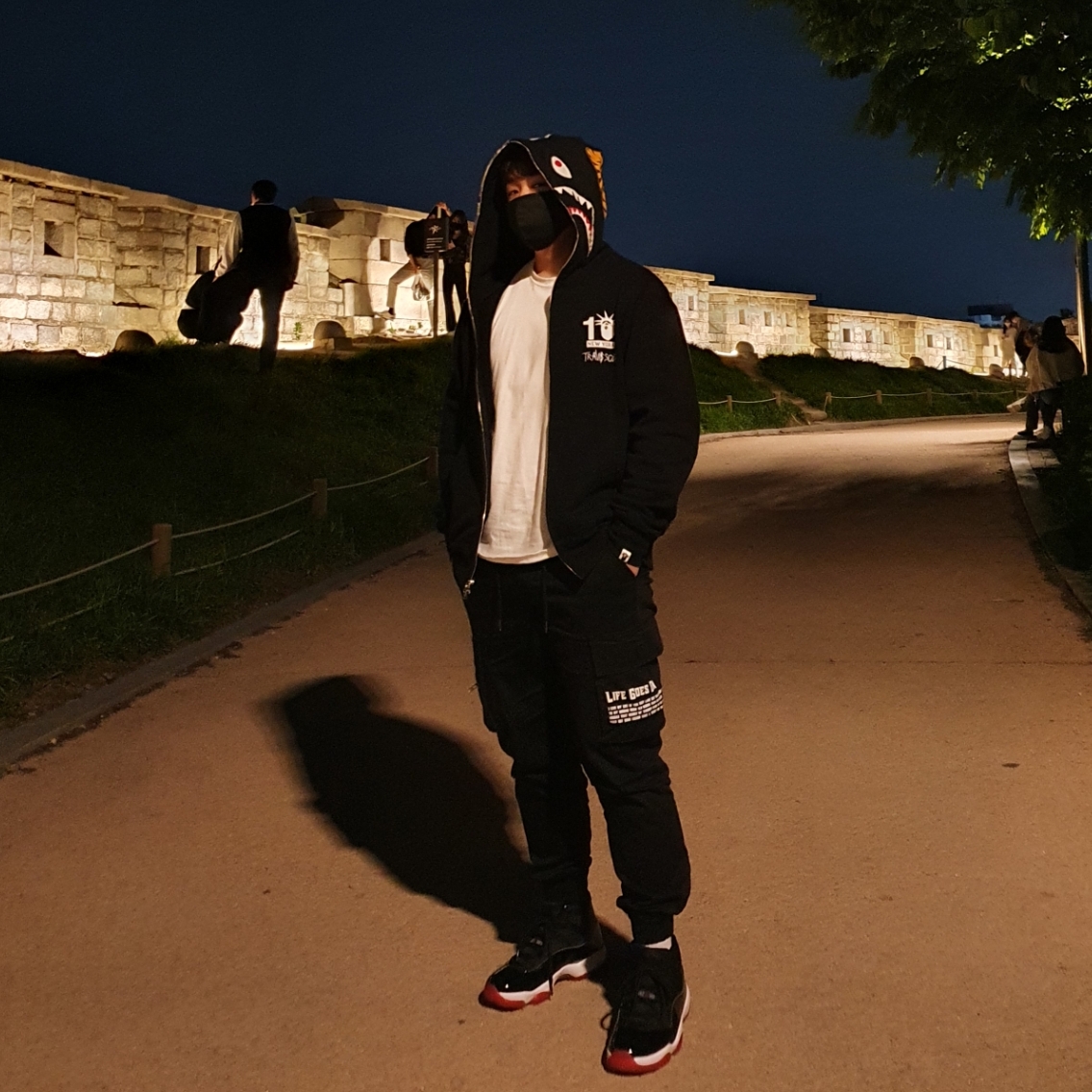 군써니 (@goonsun) 님의 게시물 | KREAM