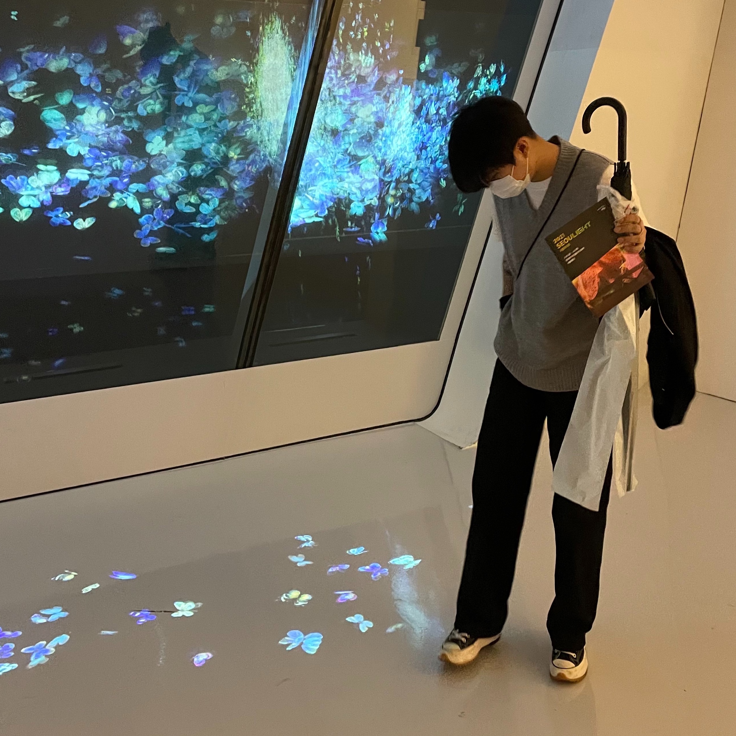 qwasxz8646 (@cyworld______) 님의 게시물 | KREAM