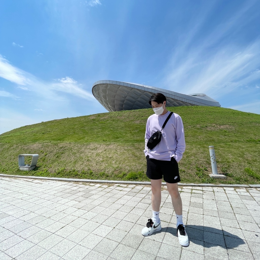 열매열매 (@mj__k87) 님의 게시물 | KREAM