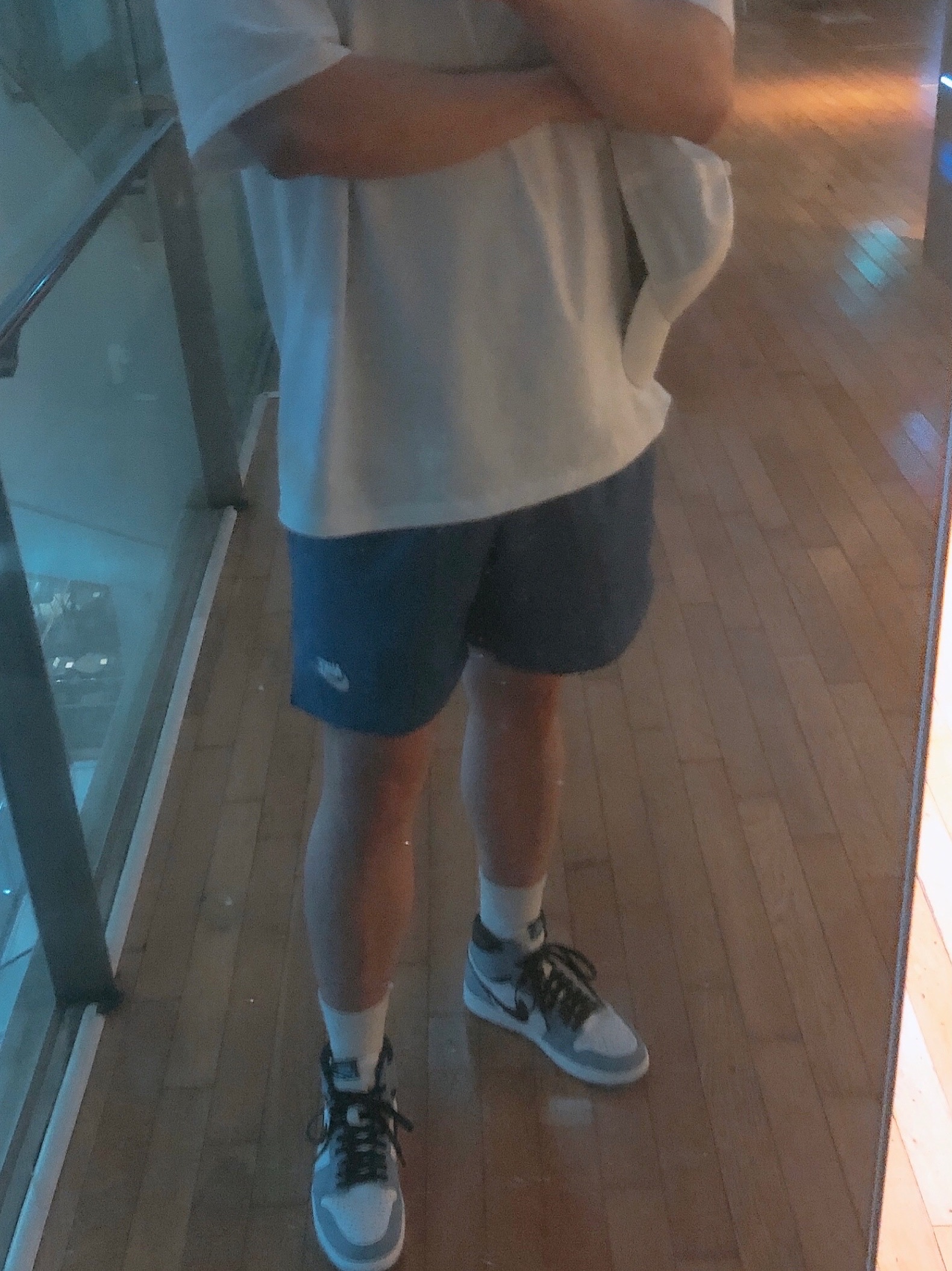 아몰랑 (@zzzzza) 님의 게시물 | KREAM