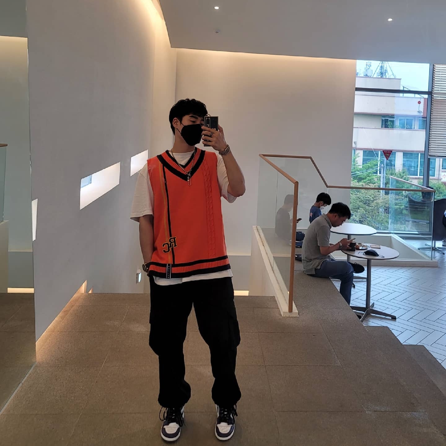 꾸다 (@183.h.g) 님의 게시물 | KREAM