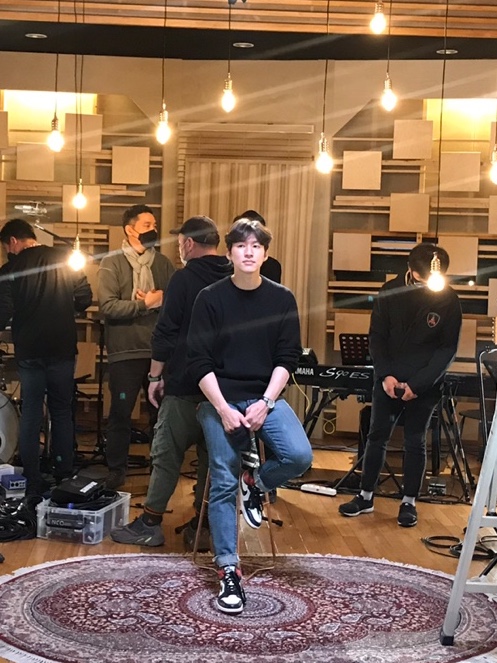 현지호 (@jih_5) 님의 게시물 | KREAM