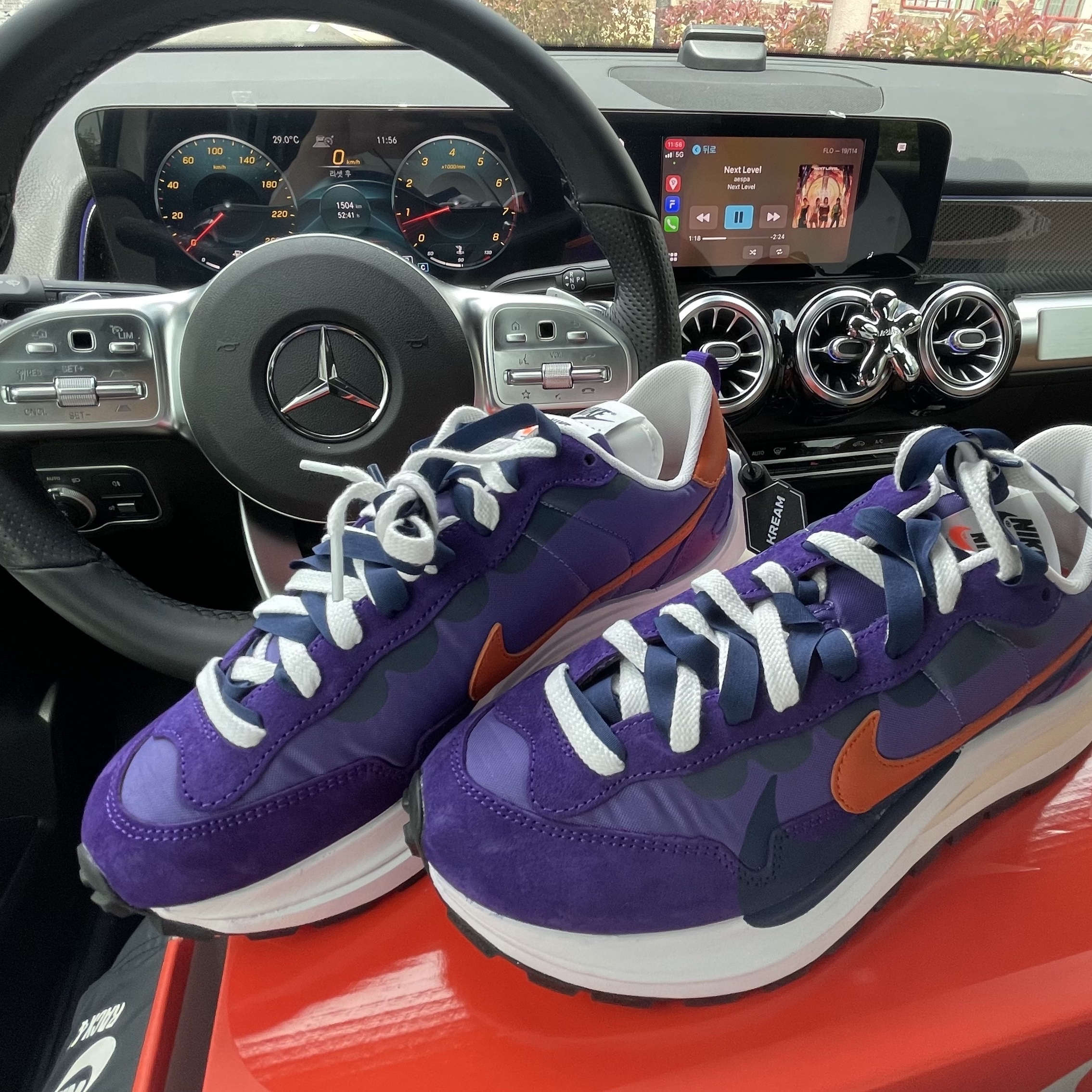 Mr.Lee (@dr.lee) 님의 게시물 | KREAM