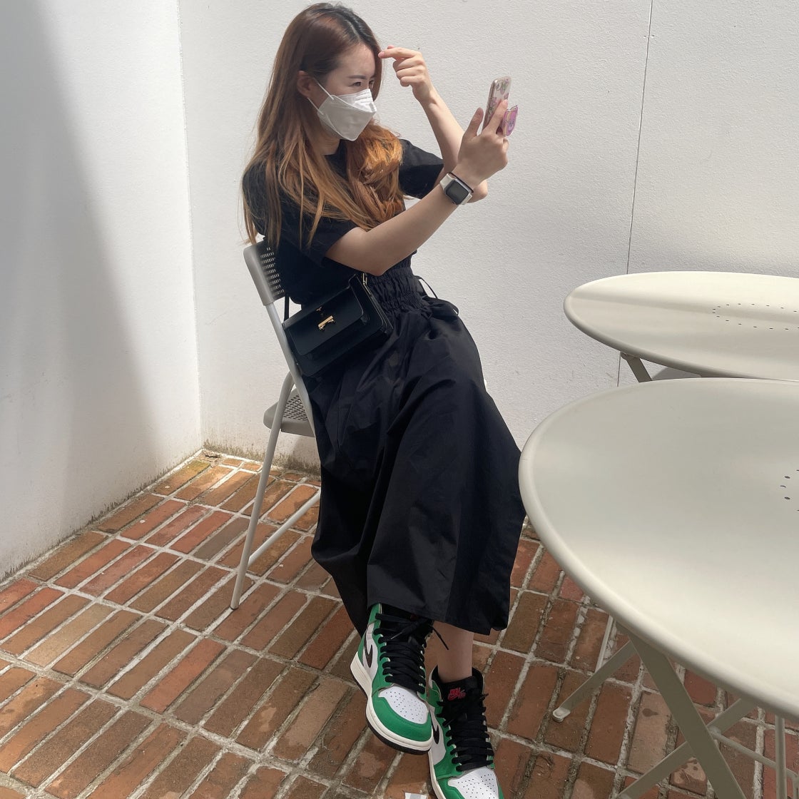 김민희 (@alslal_) 님의 게시물 | KREAM