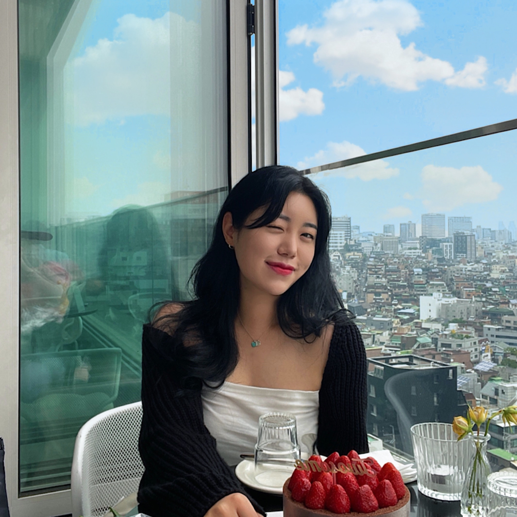 쏘블 (@xxovely) 님의 게시물 | KREAM