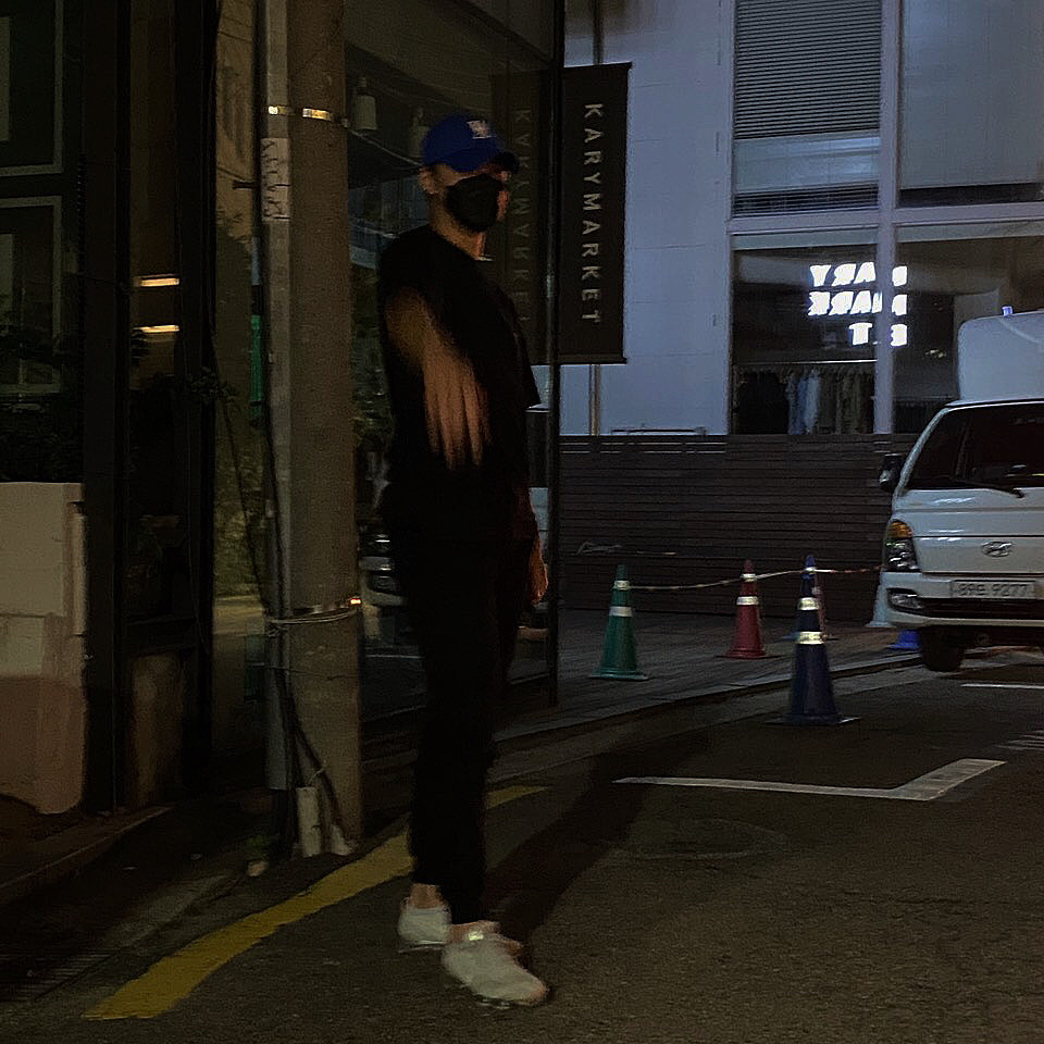 𝙙𝙤𝙣𝙜 𝙟𝙪𝙣 (@83.e_e) 님의 게시물 | KREAM