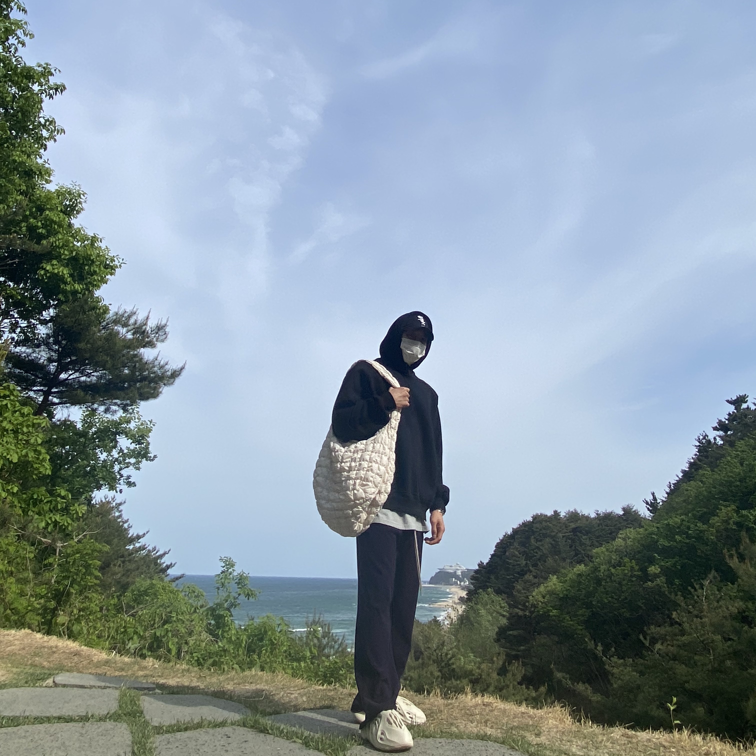 jjun1720 (@___jun) 님의 게시물 | KREAM