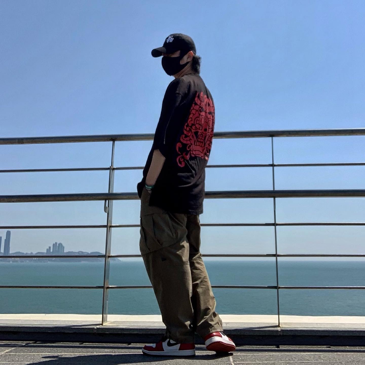 윤두환 (@doo_thless) 님의 게시물 | KREAM