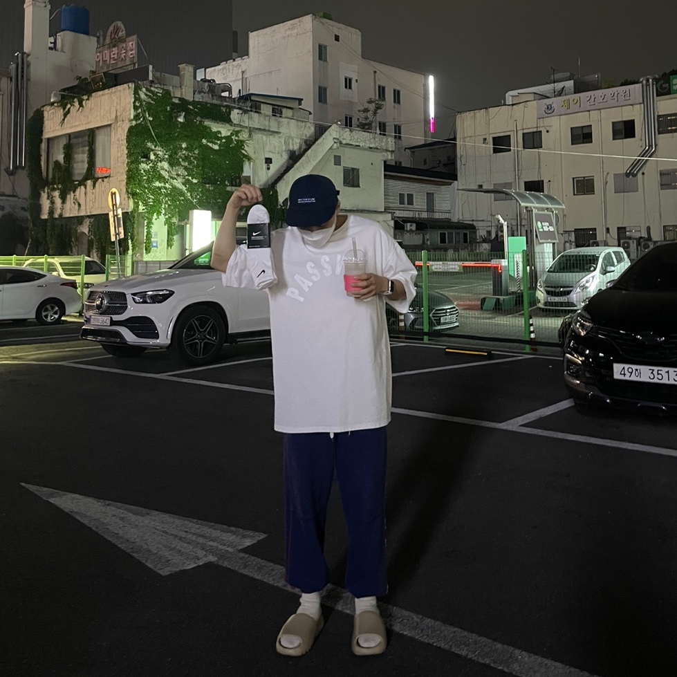 (@koshizm) 님의 게시물 | KREAM