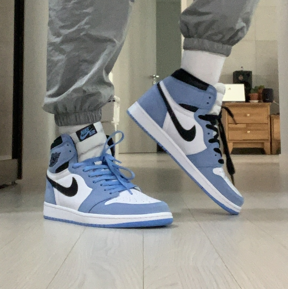 황구 (@hwang_gu) 님의 게시물 | KREAM