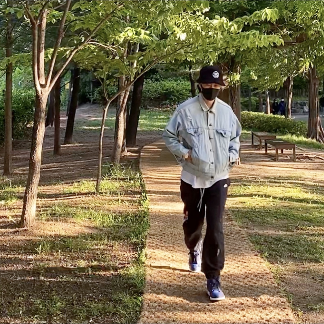 spector (@spector) 님의 게시물 | KREAM