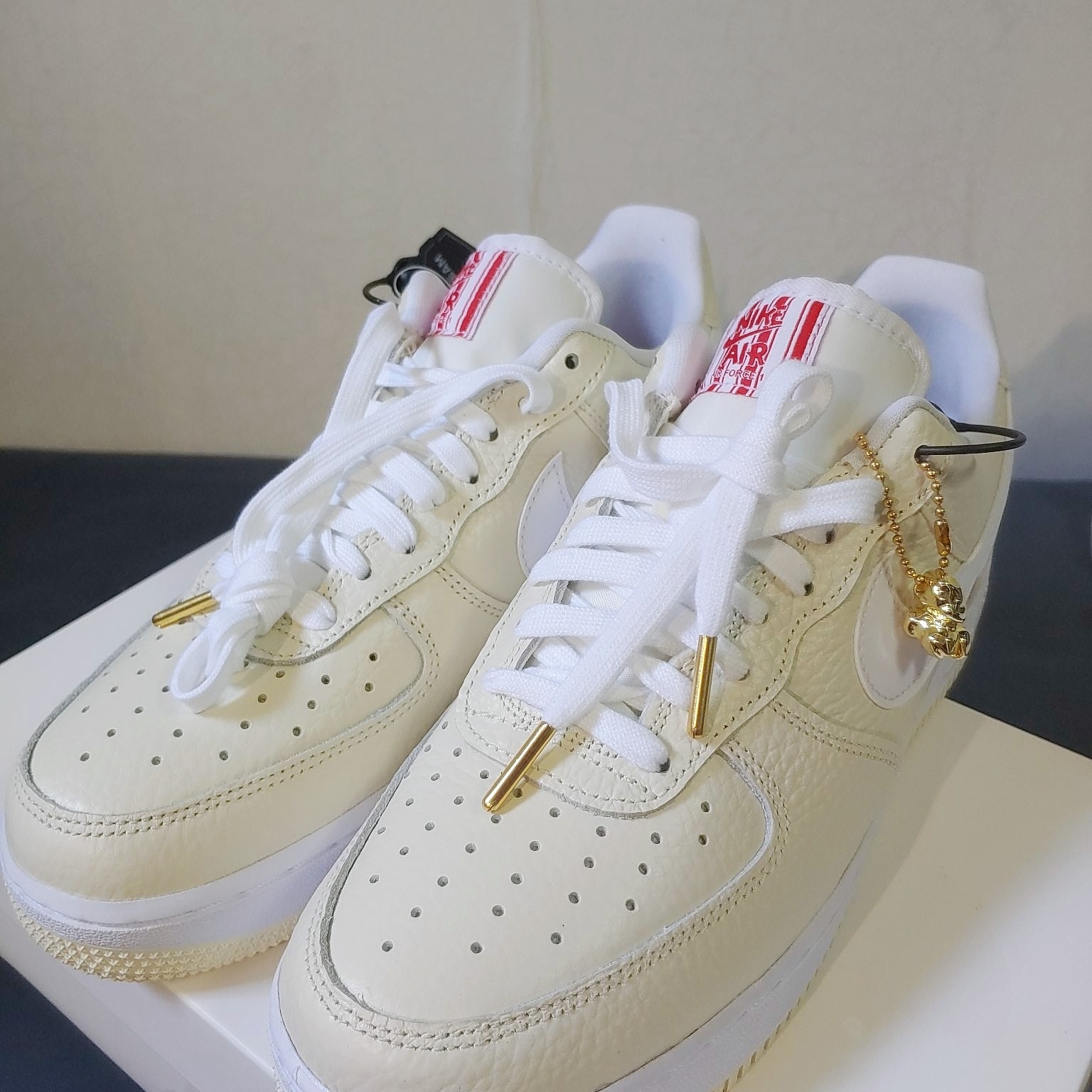 Alex (@artphilo) 님의 게시물 | KREAM