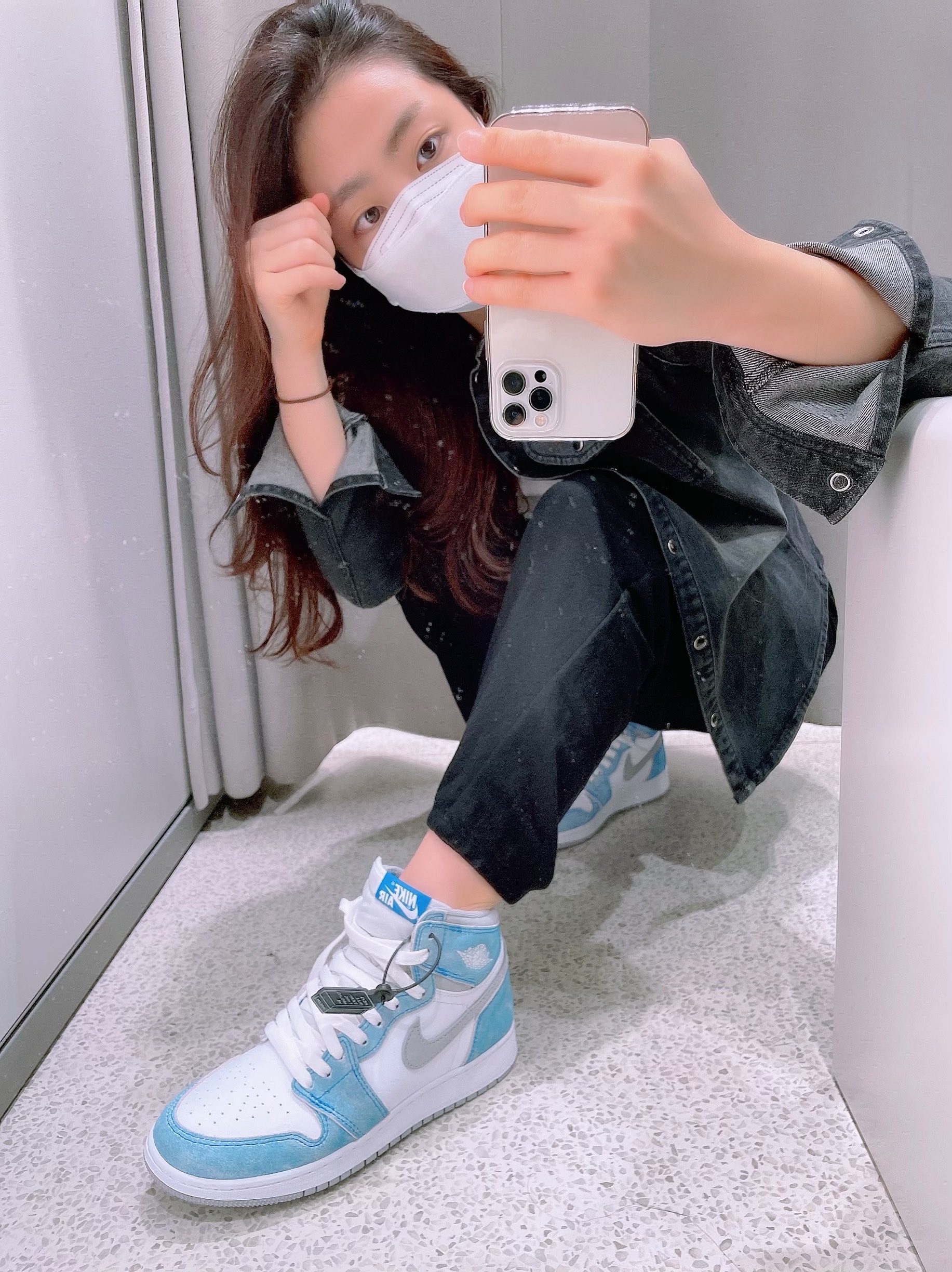 키키 (@comoestas) 님의 게시물 | KREAM