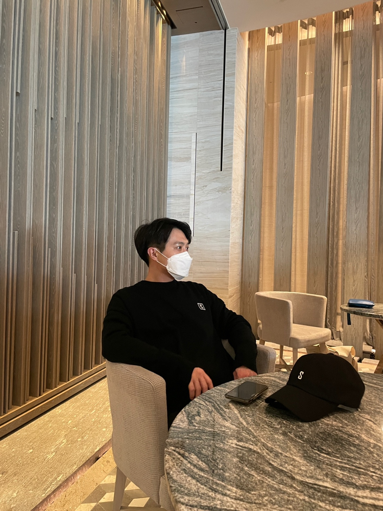 열매열매 (@mj__k87) 님의 게시물 | KREAM