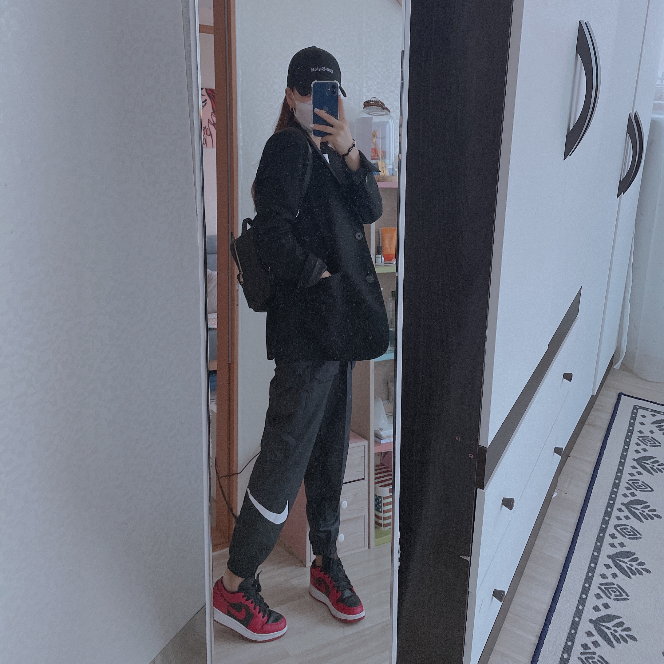 enhmurunemy (@emylisss) 님의 게시물 | KREAM