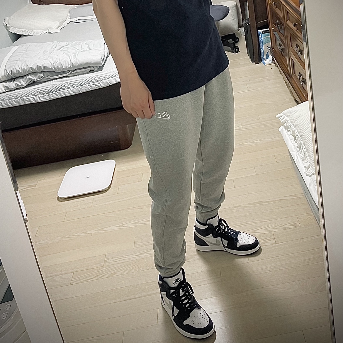 Hoo (@r.d.h.k) 님의 게시물 | KREAM