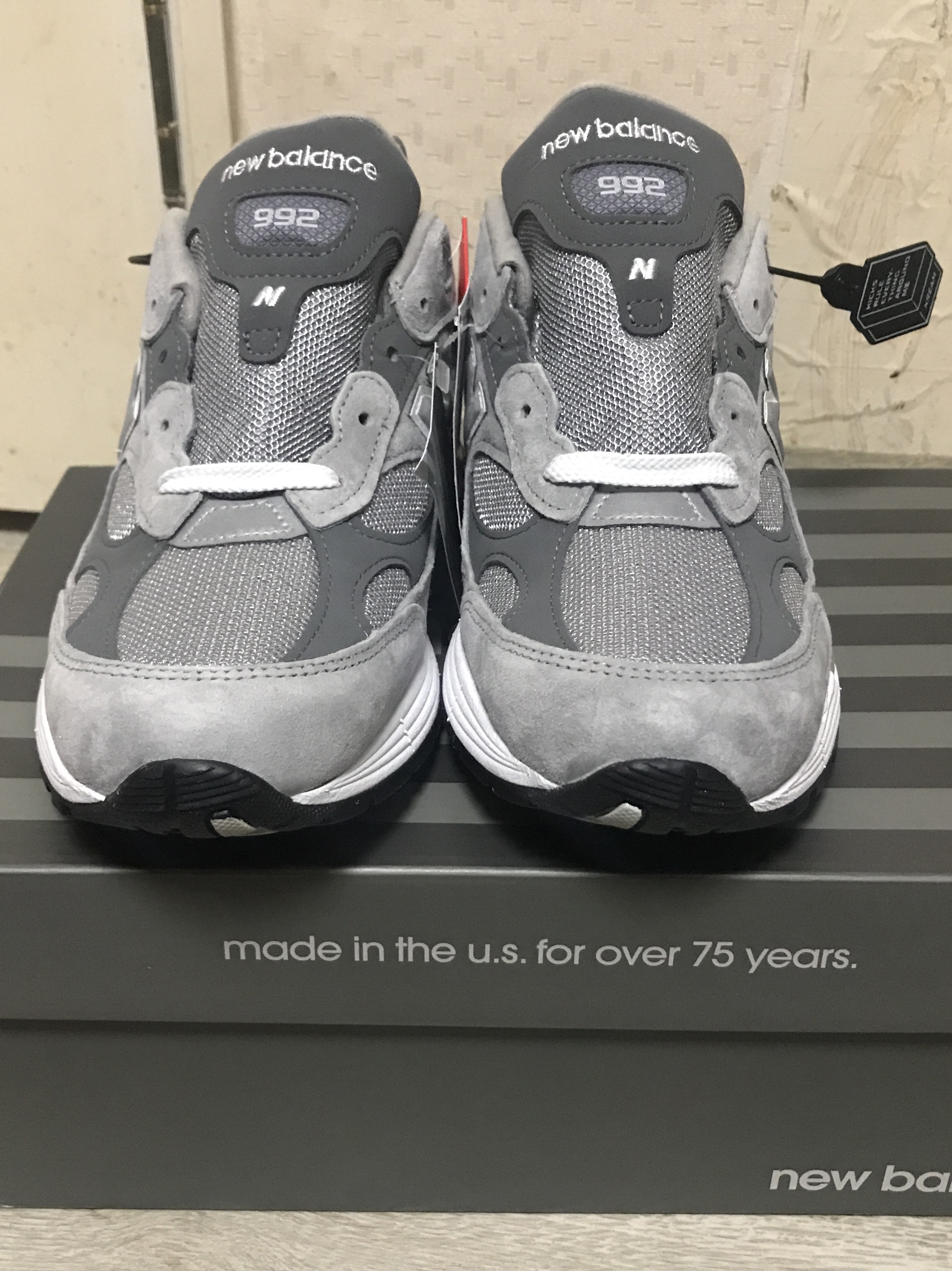 러프 (@rough.xx) 님의 게시물 | KREAM