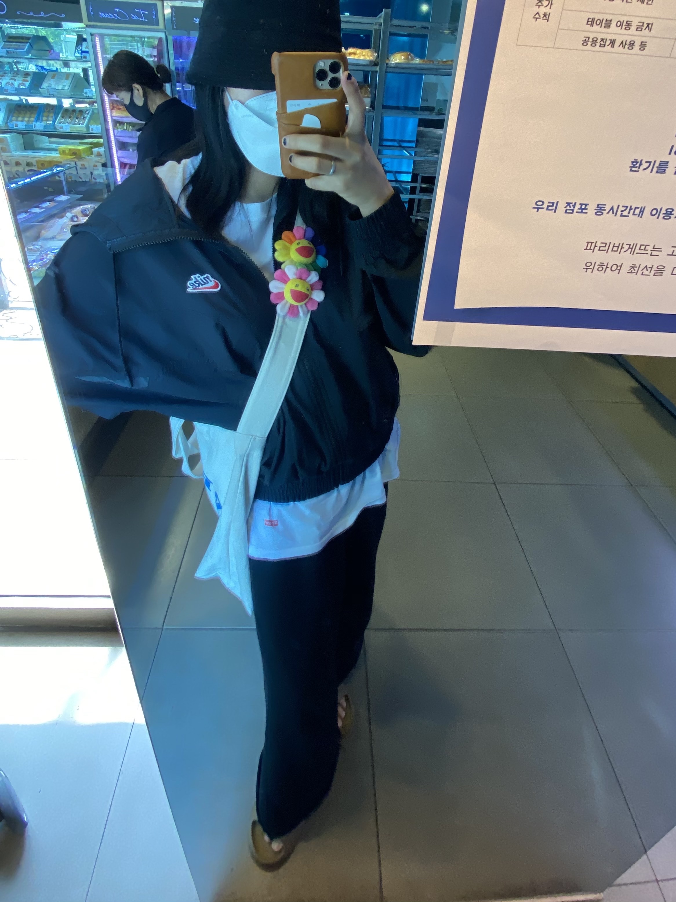 soulaydn (@09x5tz) 님의 게시물 | KREAM