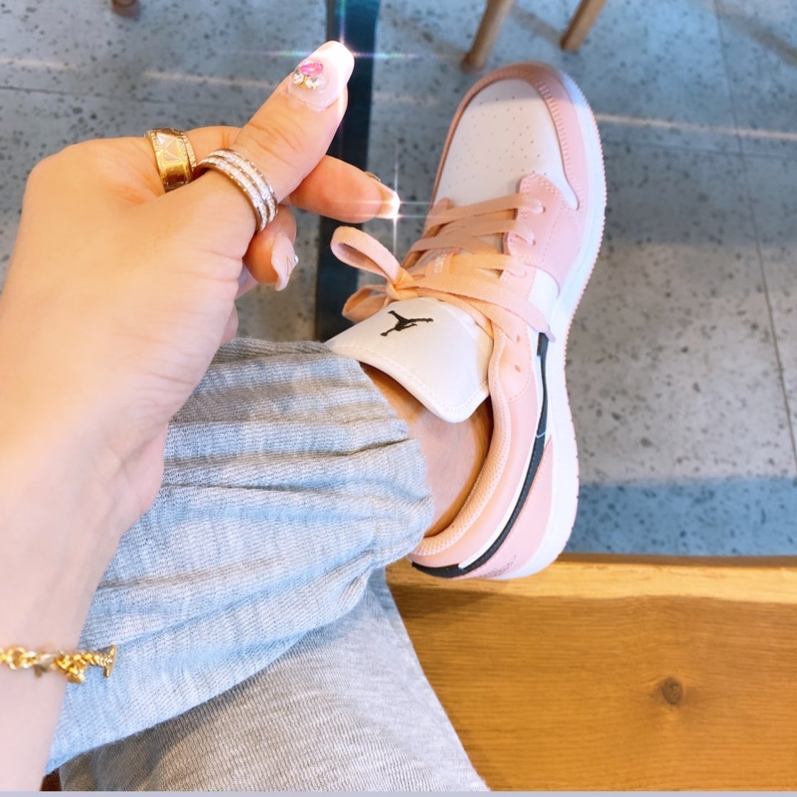 윤서 (@nn_yun_s) 님의 게시물 | KREAM