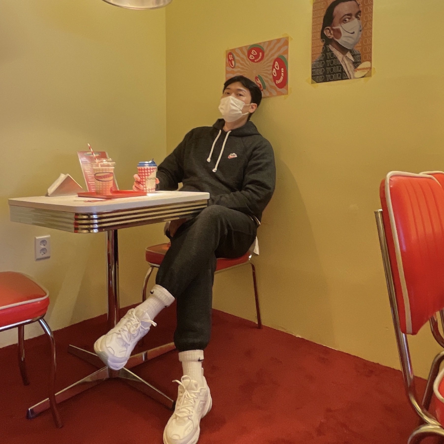 (@___virgo__) 님의 게시물 | KREAM