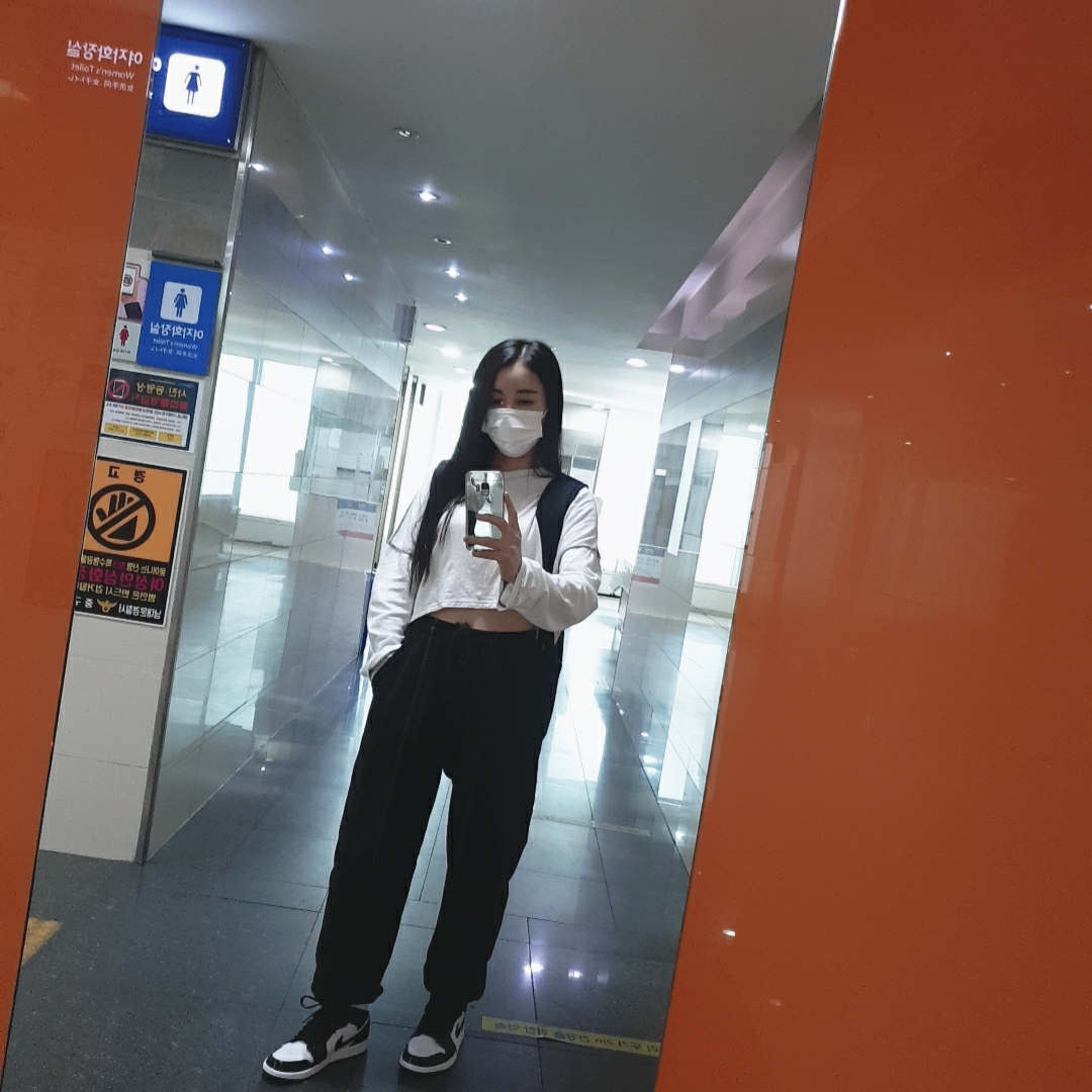 백구 (@jm_kim) 님의 게시물 | KREAM