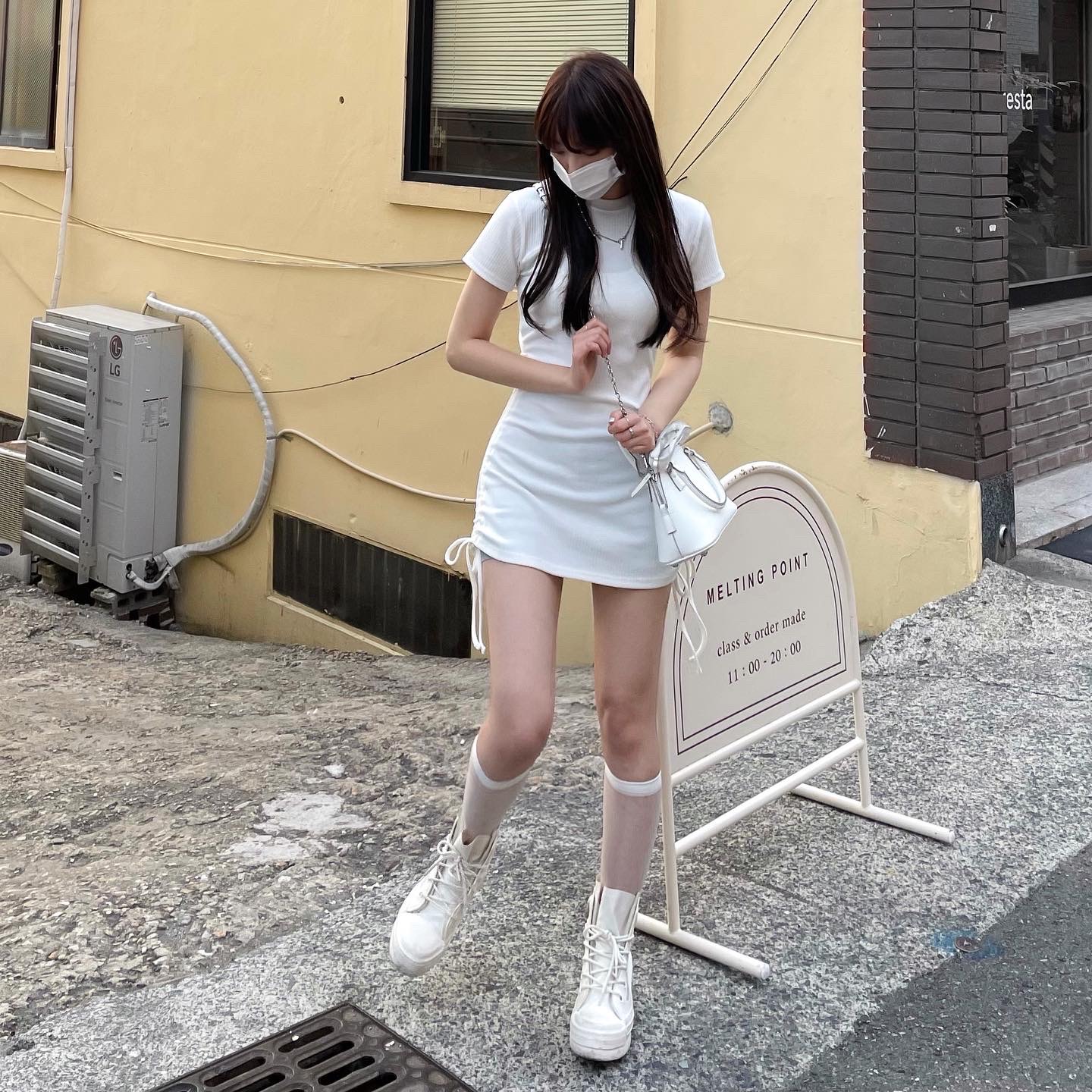 민주 (@miing.9) 님의 게시물 | KREAM