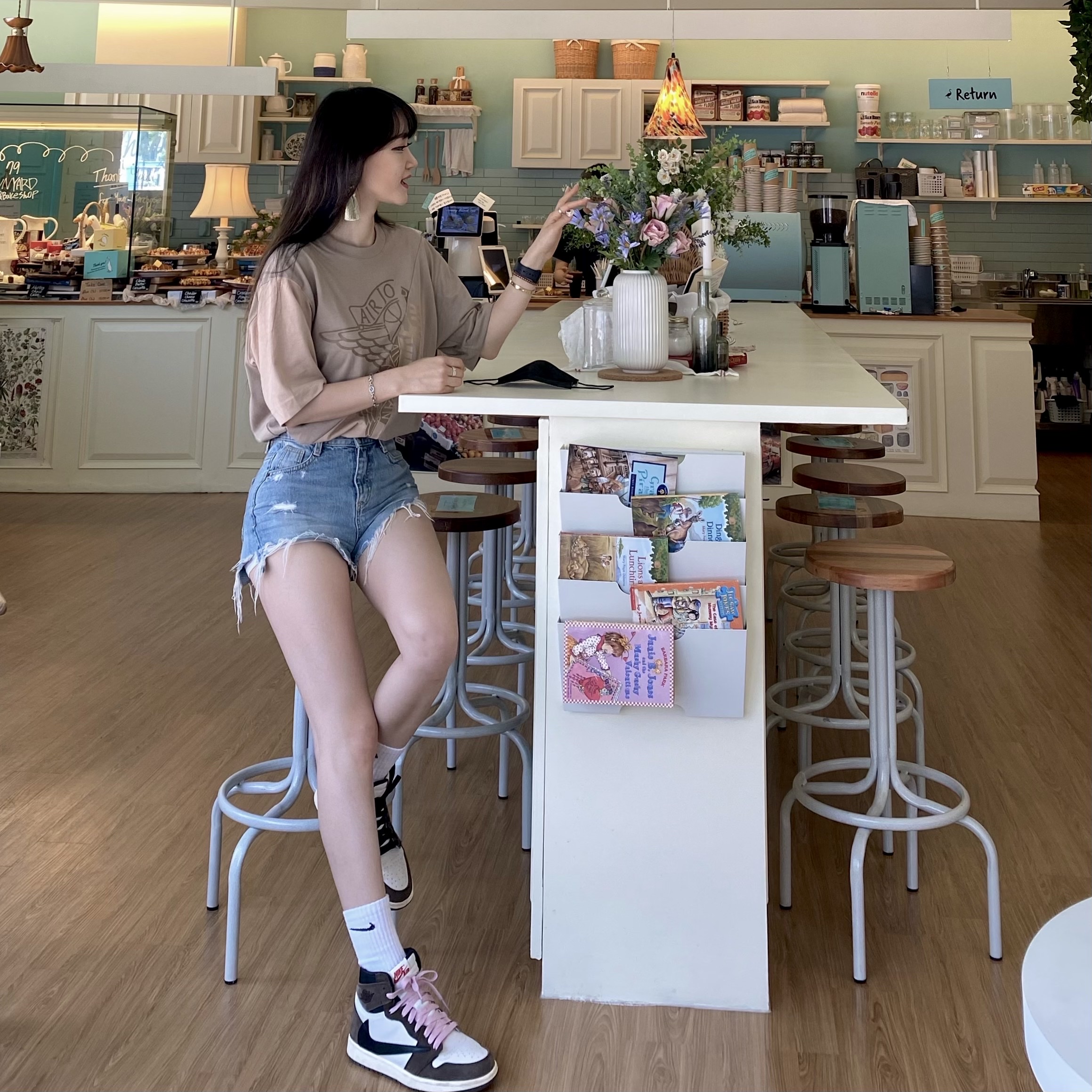 @crescent_so... (@crescent_so...) 님의 게시물 | KREAM