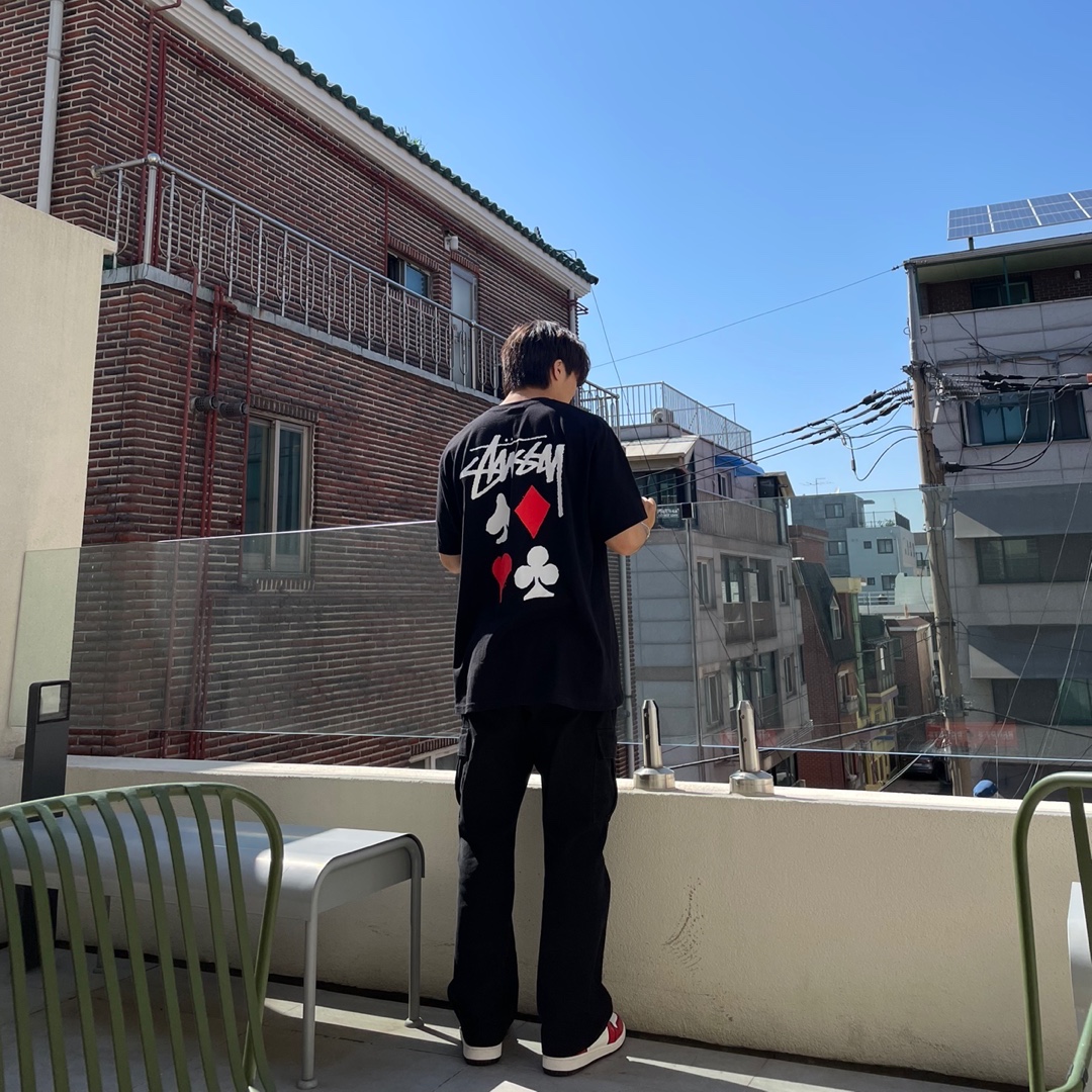 완 (@s.wna) 님의 게시물 | KREAM