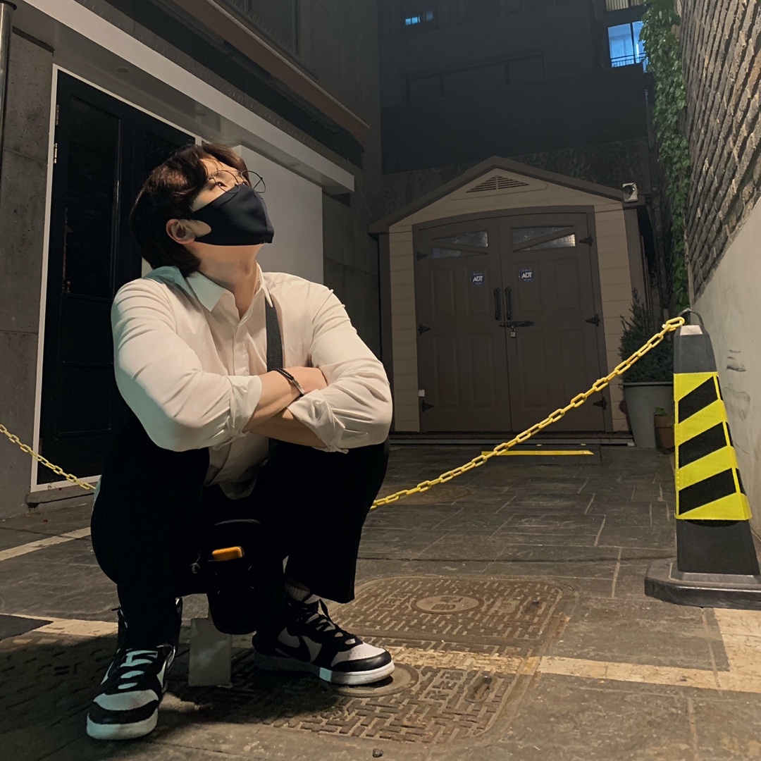 바크맨 (@ssapdog) 님의 게시물 | KREAM