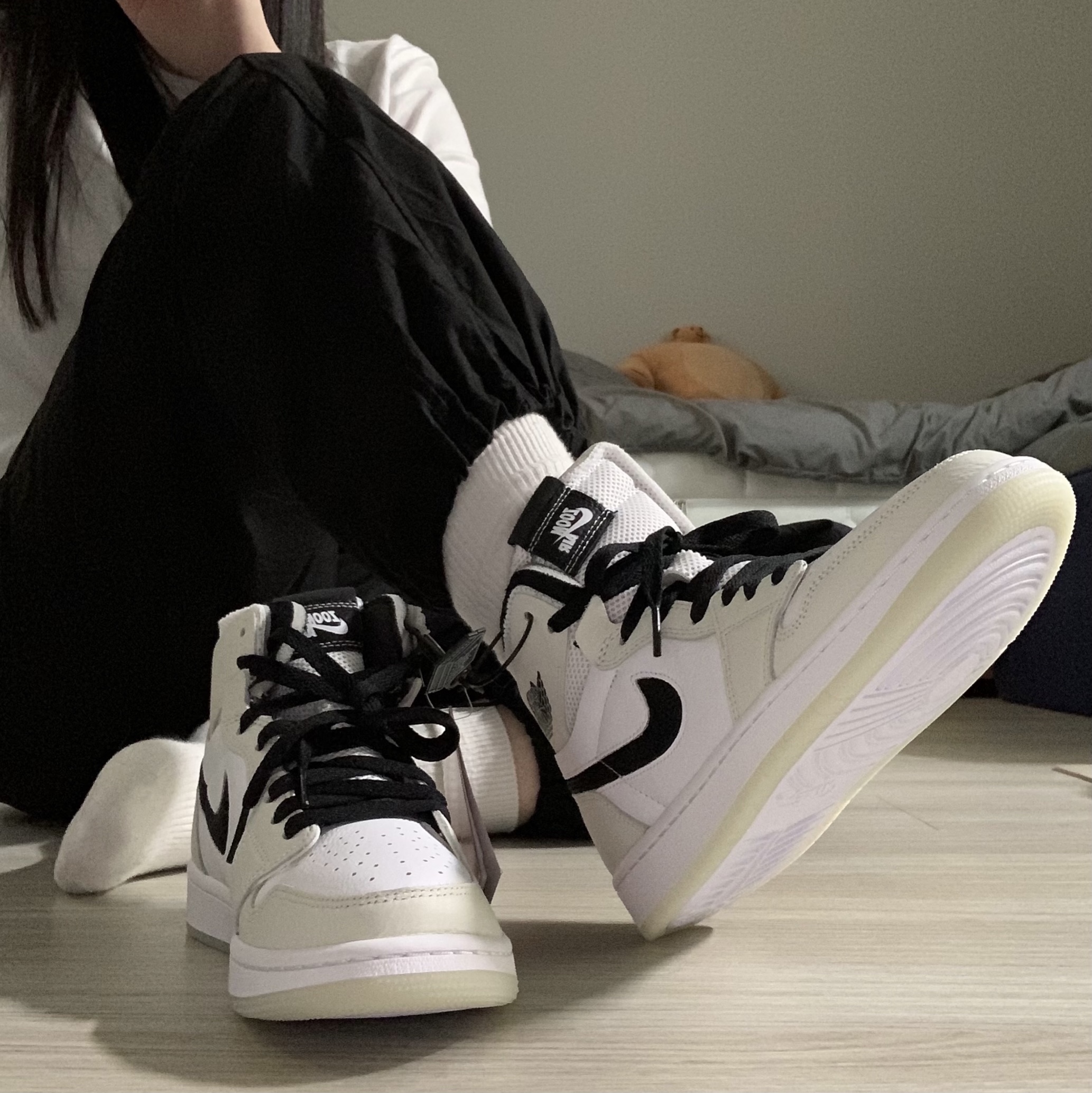 민 (@min_ju_man_ju) 님의 게시물 | KREAM