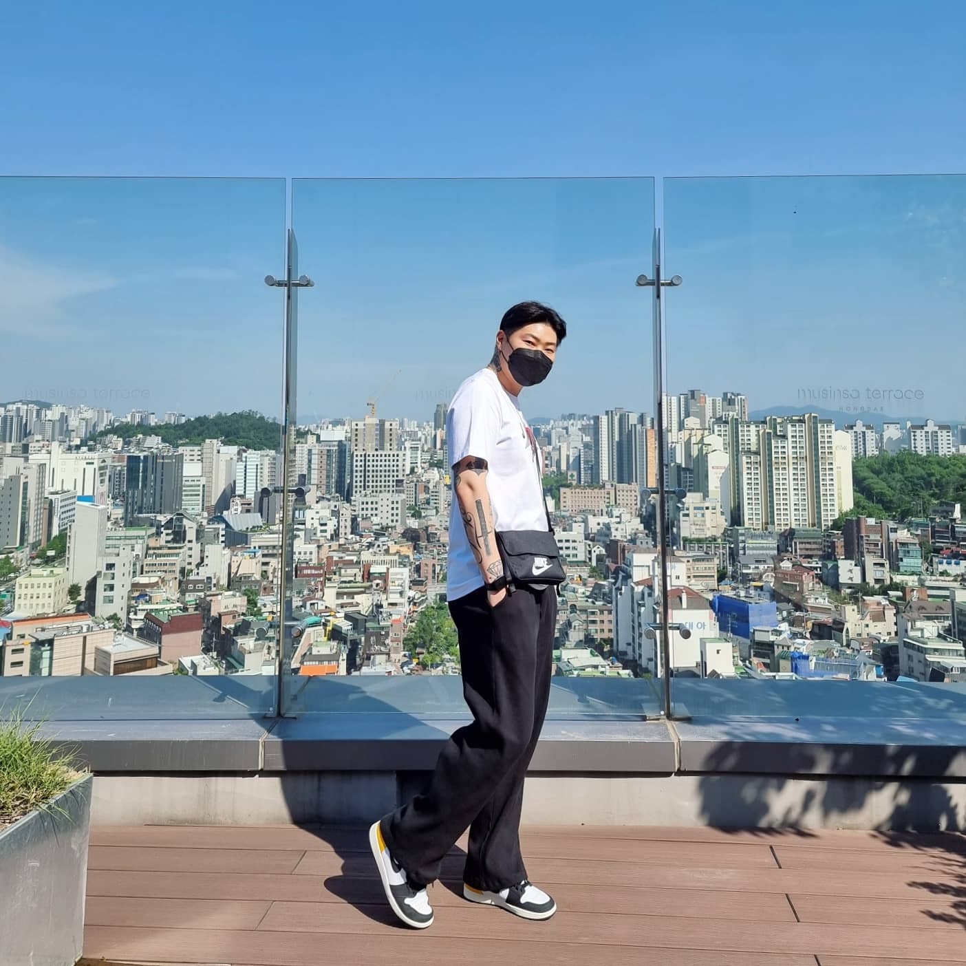 신명 (@m005242) 님의 게시물 | KREAM