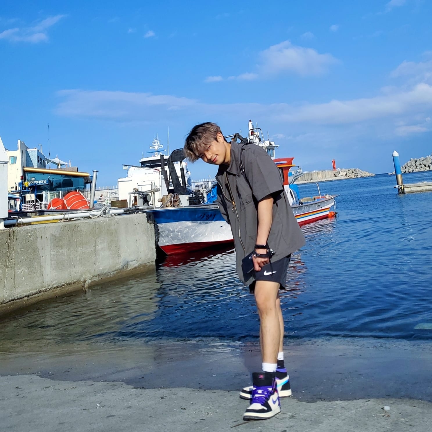 빈정빈정빈 (@vinvin) 님의 게시물 | KREAM