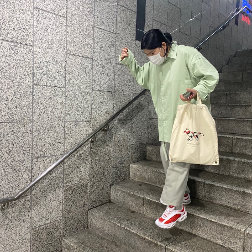 주보비 (@jbb2023) 님의 게시물 | KREAM