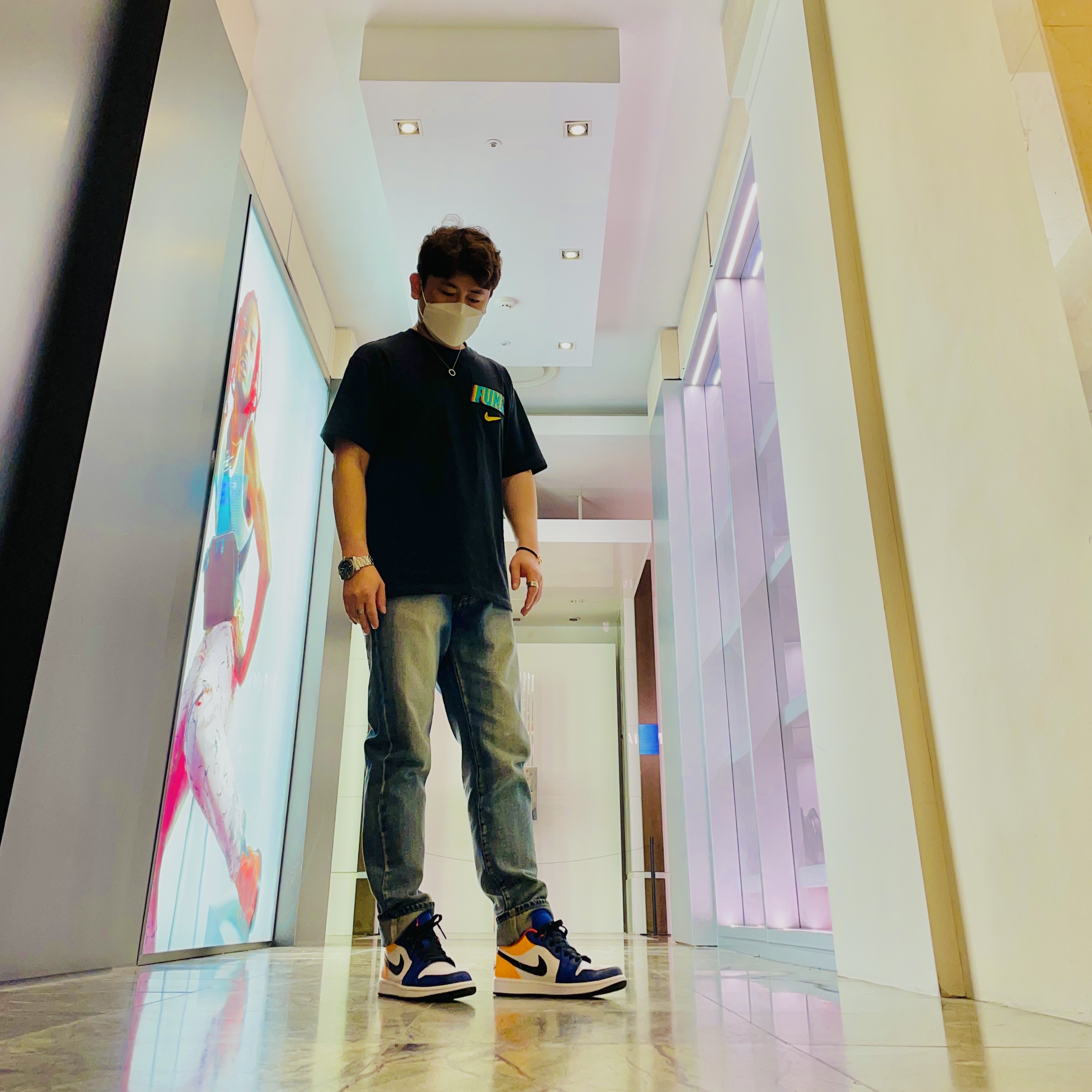 Davidkim (@davidkim) 님의 게시물 | KREAM