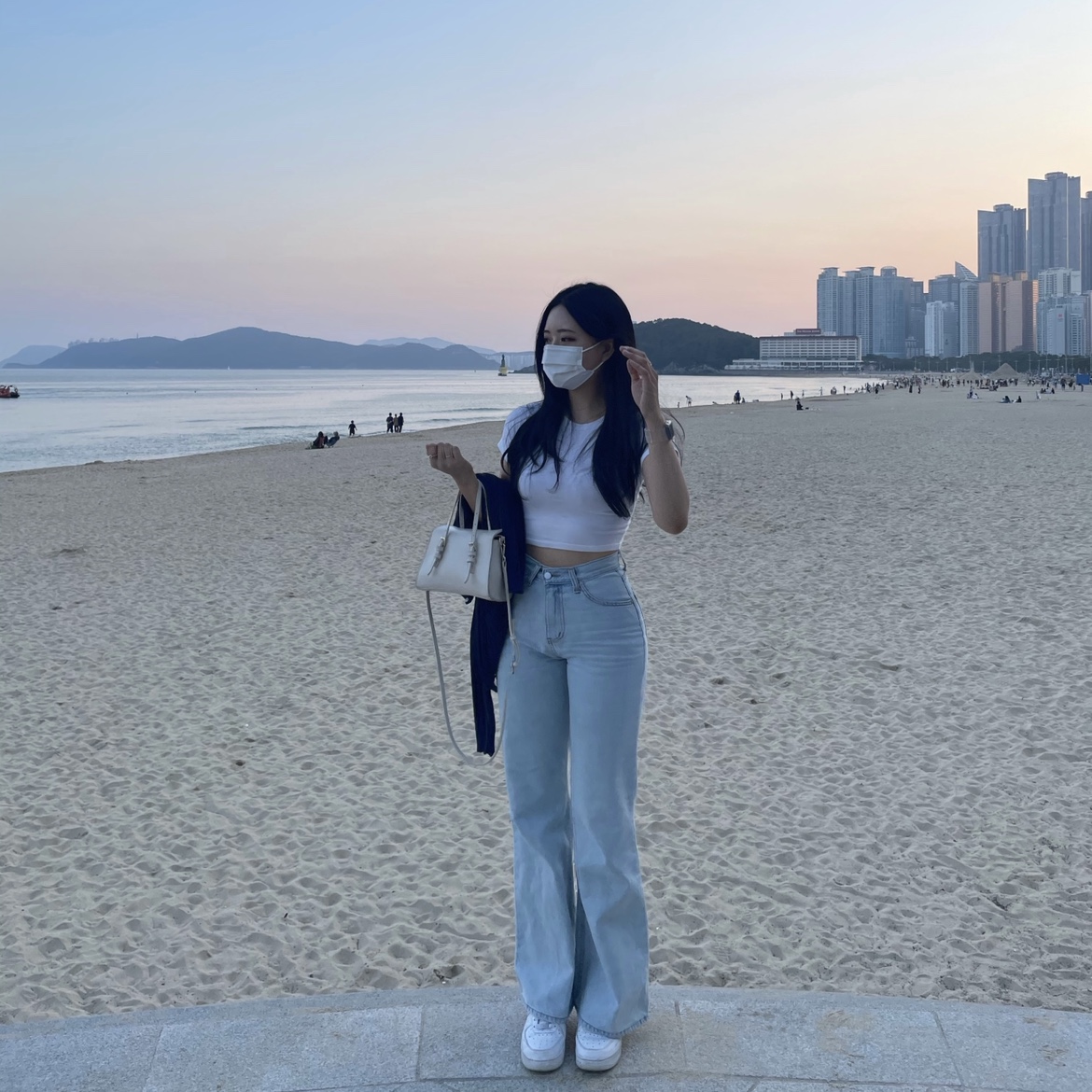 홍시맘 (@oue_nn) 님의 게시물 | KREAM