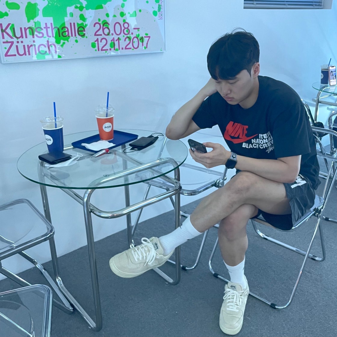 범이 (@kkkki_beom) 님의 게시물 | KREAM