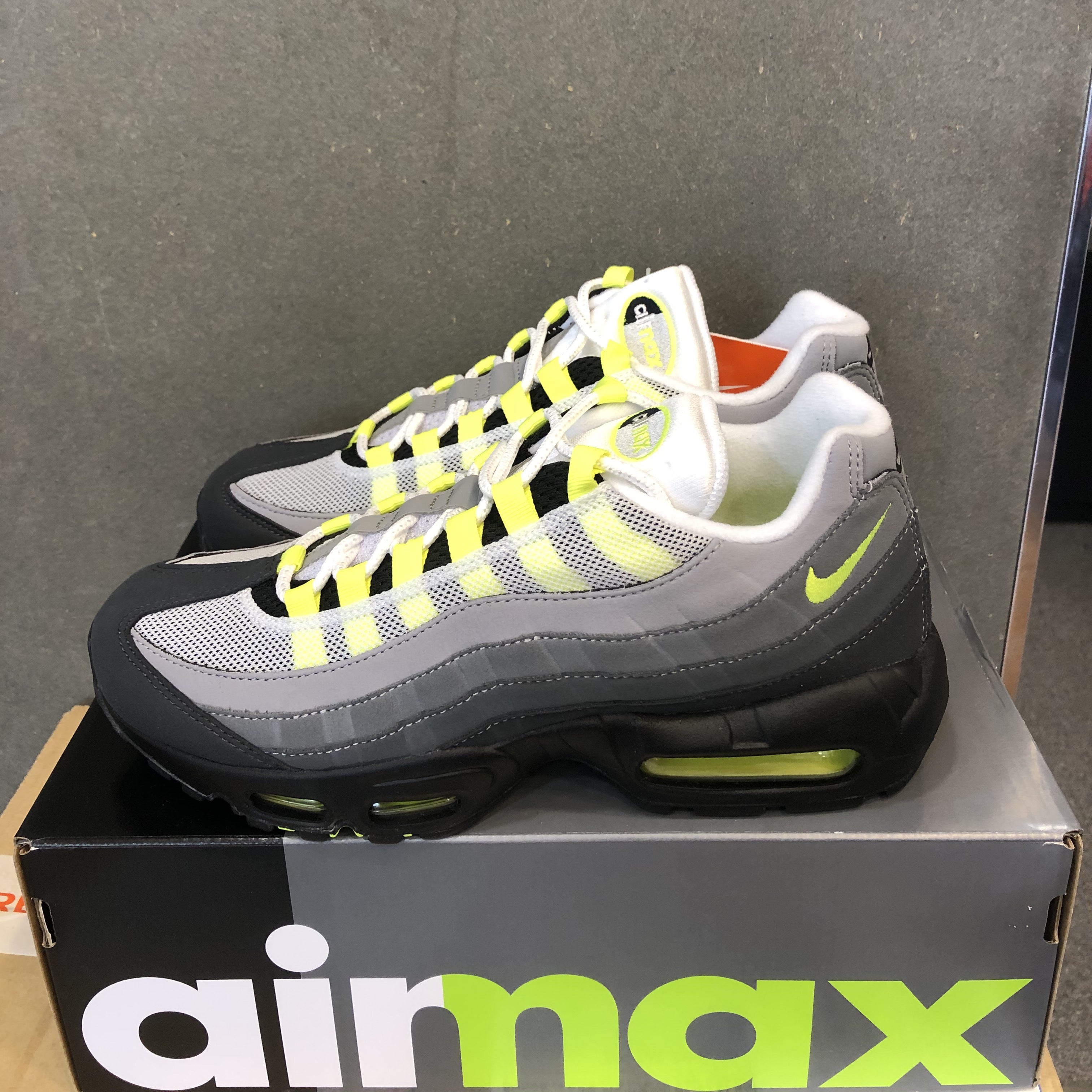 silver_water (@silver_water) 님의 게시물 | KREAM