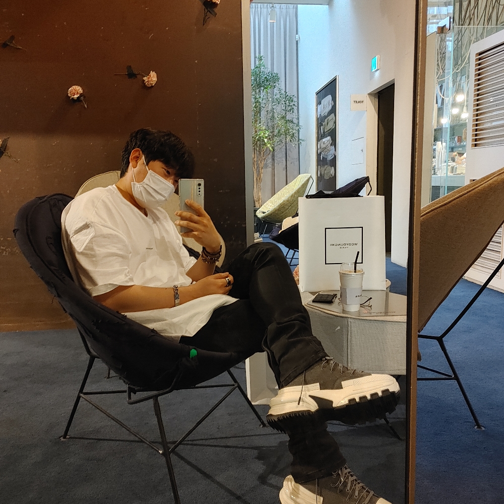 쿠키아빠 (@ju_u90) 님의 게시물 | KREAM