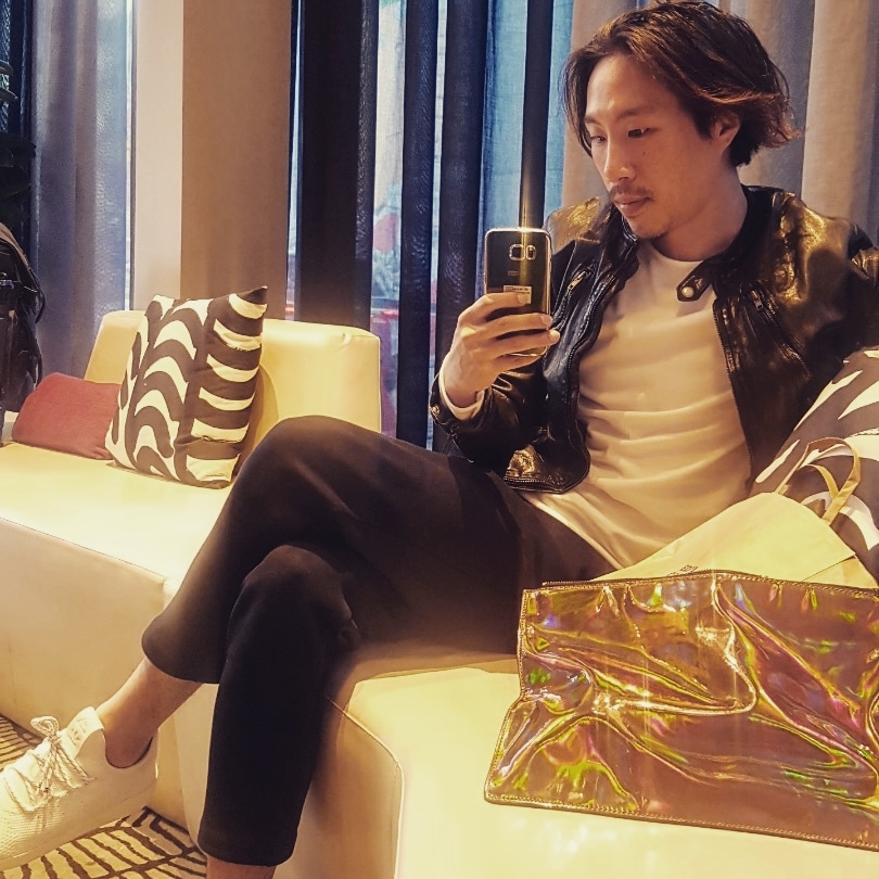 ccvvzz (@taeza) 님의 게시물 | KREAM