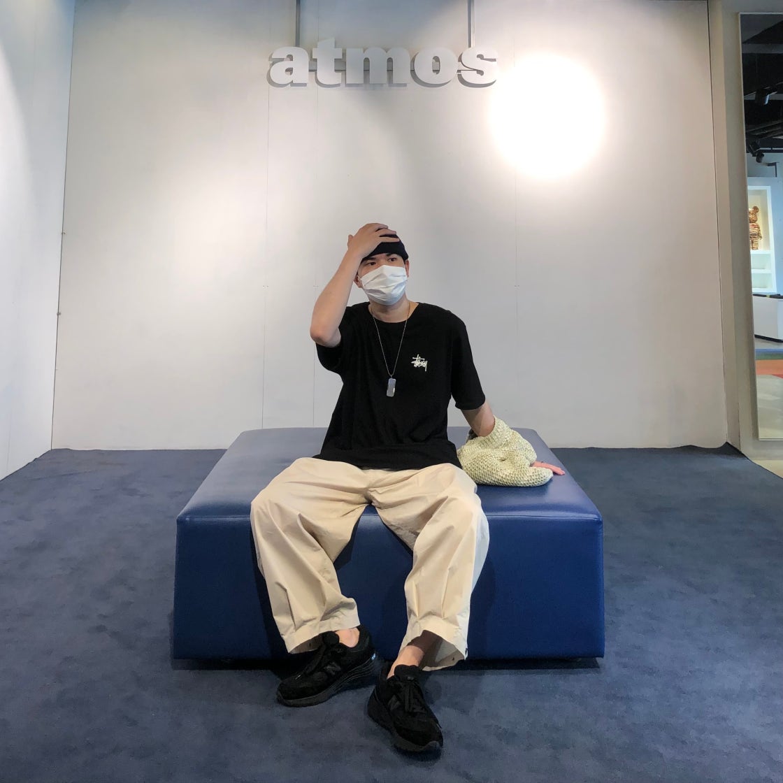 김근영 (@kk___young) 님의 게시물 | KREAM