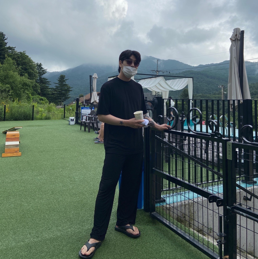 ㅇㅅㅇ (@jaylim) 님의 게시물 | KREAM