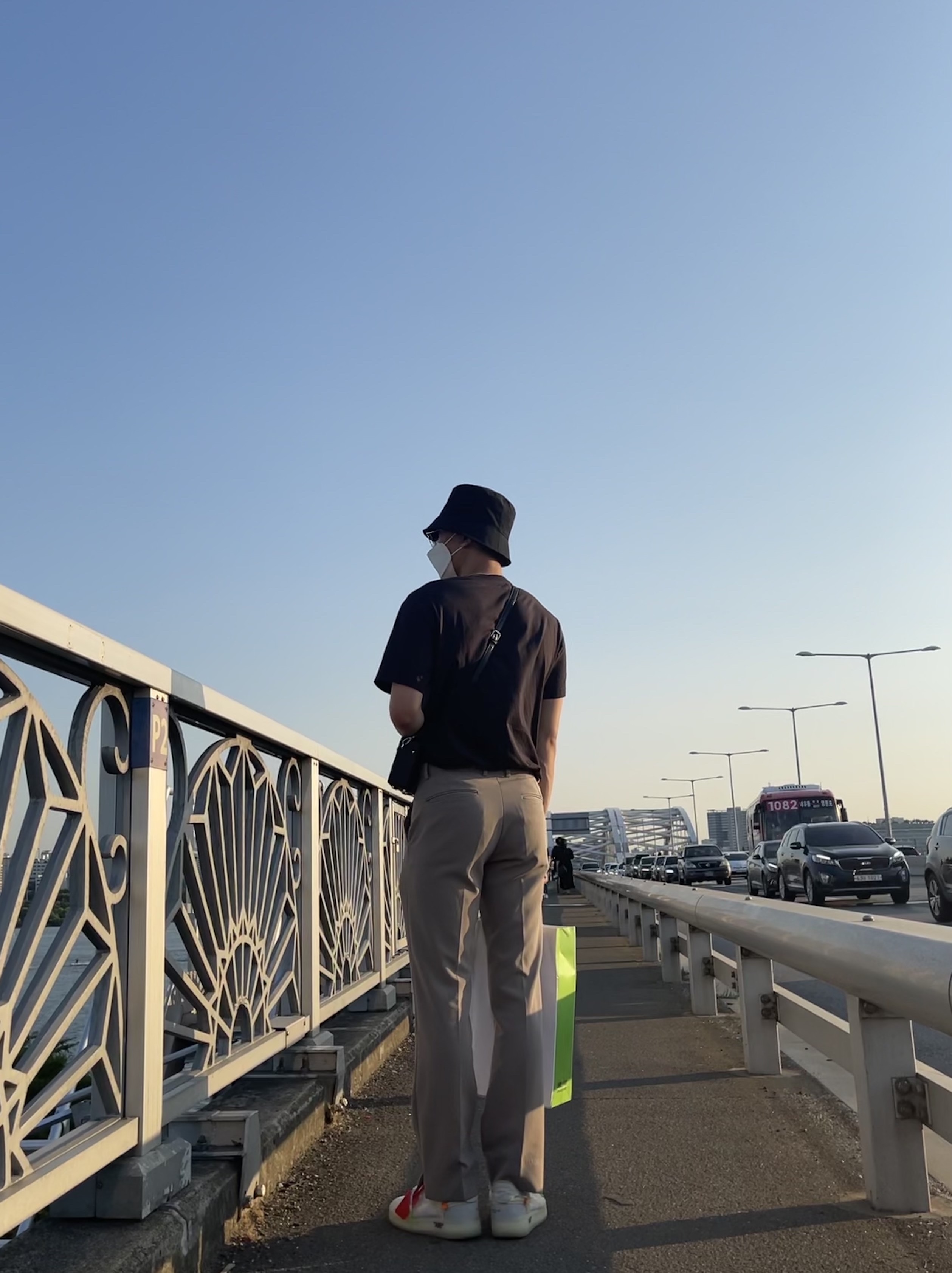 황민기 (@h.mingi) 님의 게시물 | KREAM