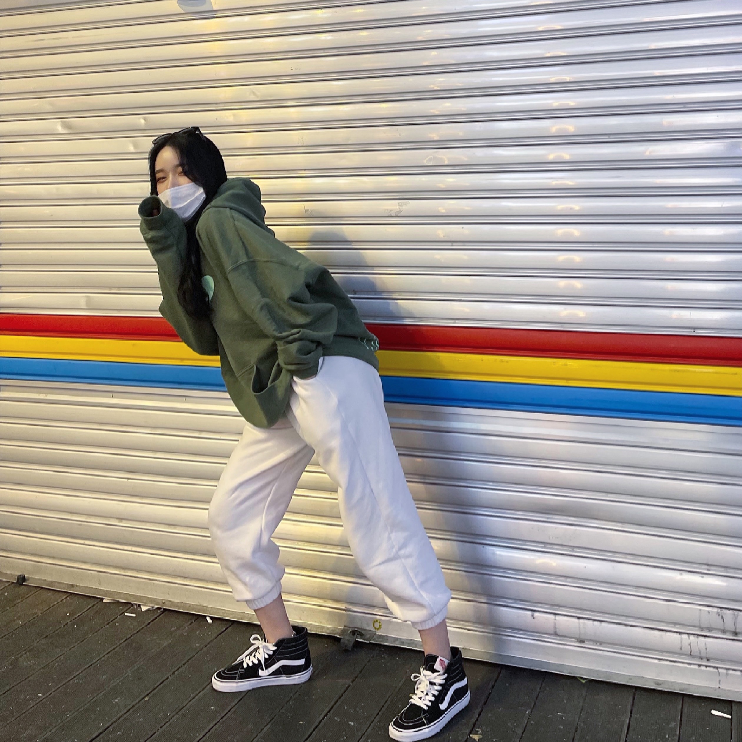 진베이비 (@jin.__baby) 님의 게시물 | KREAM