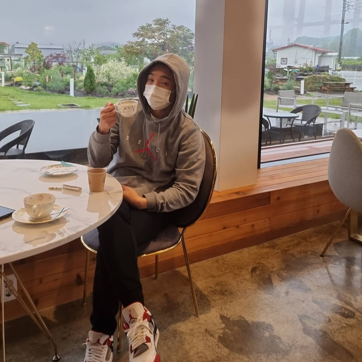 유경종 (@shownan) 님의 게시물 | KREAM