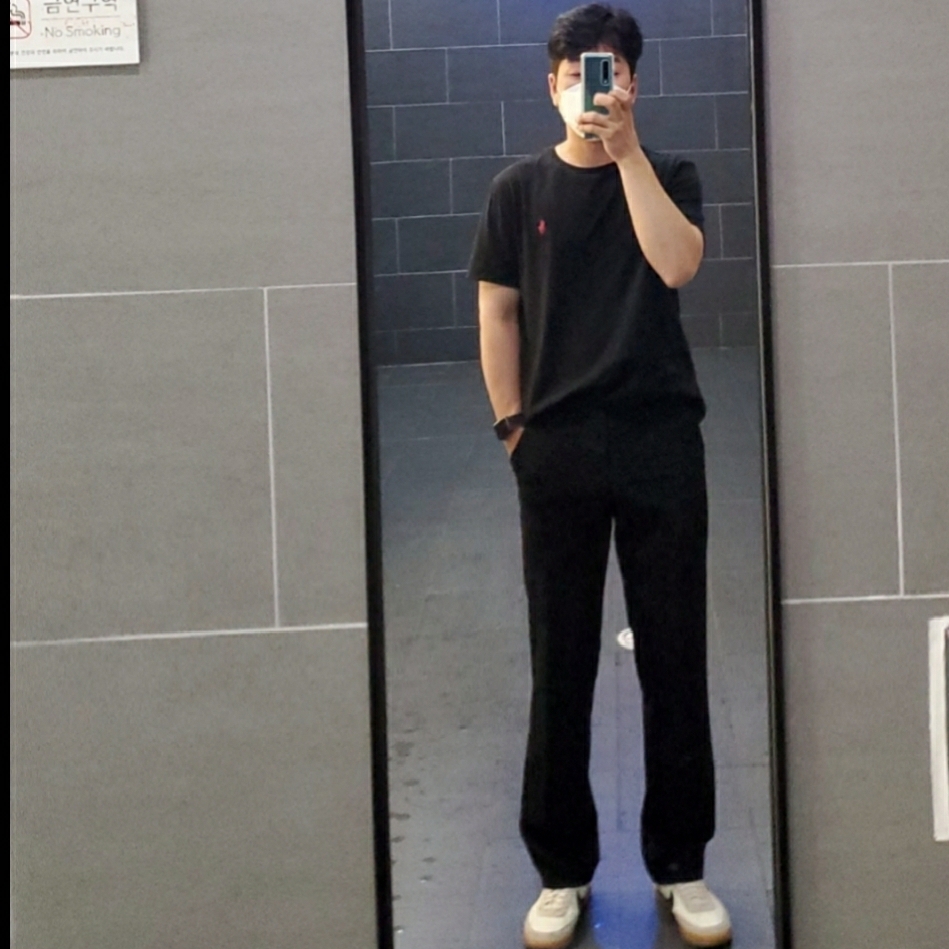 여노 (@millions.1108) 님의 게시물 | KREAM