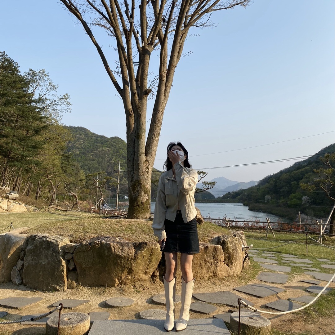 김명지 (@merr_) 님의 게시물 | KREAM