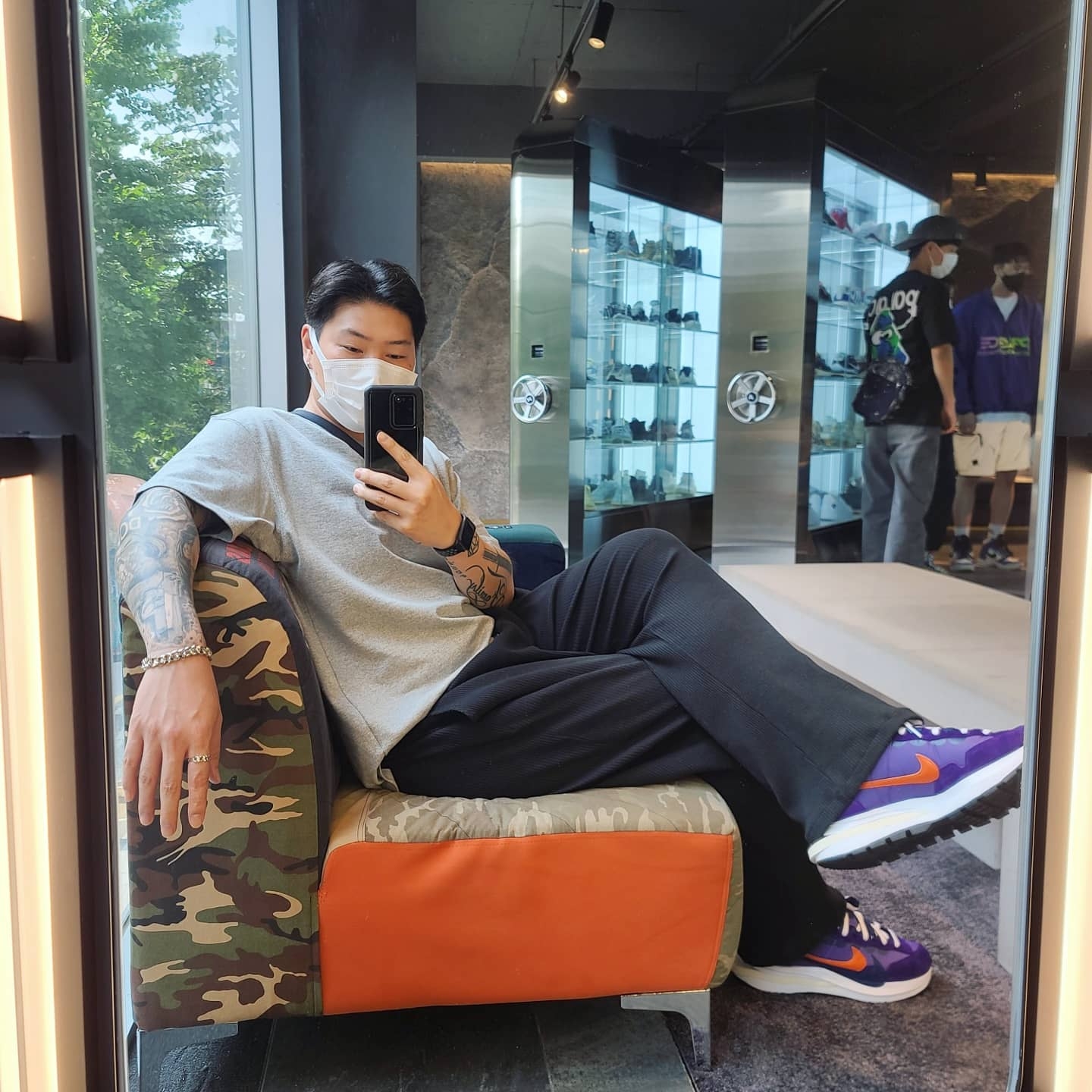 신명 (@m005242) 님의 게시물 | KREAM