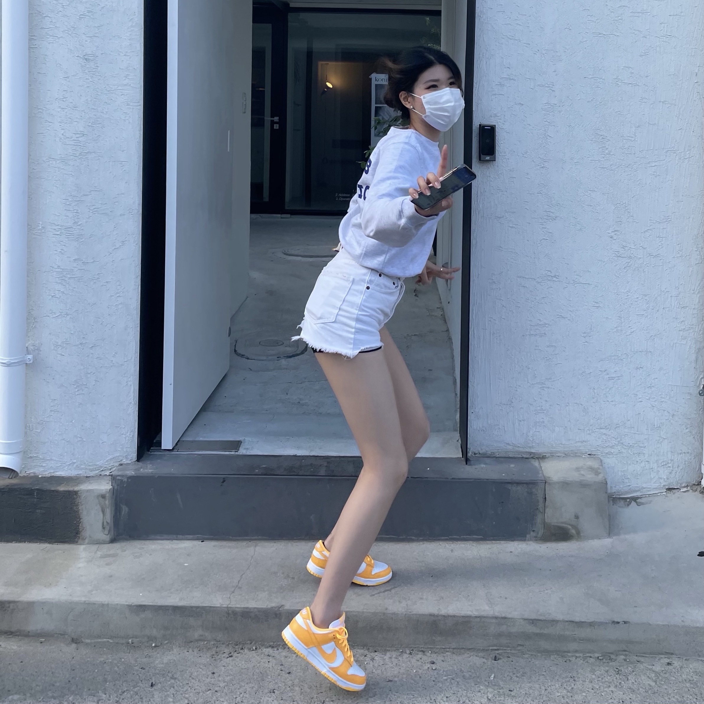 (@eve_e) 님의 게시물 | KREAM